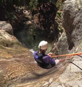 Canyoning Annecy: Explorez les canyons avec nos guides